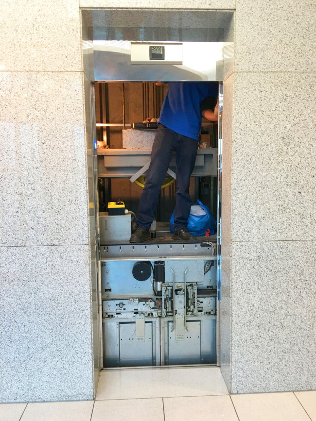 Signs Your Elevators Need Repair | Belanger Engineering
